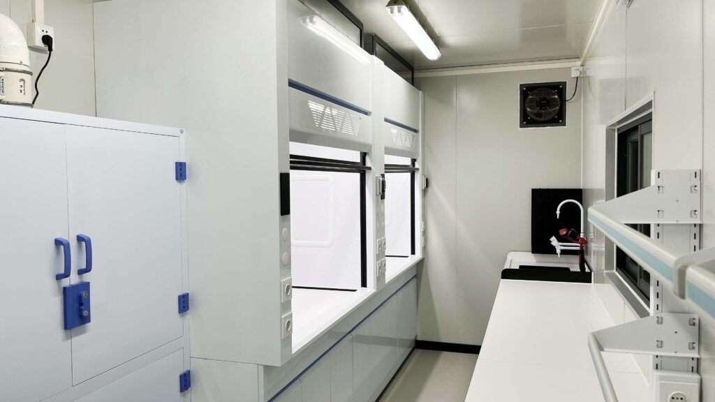 Critical Environment Modular Cleanrooms - Zapworx